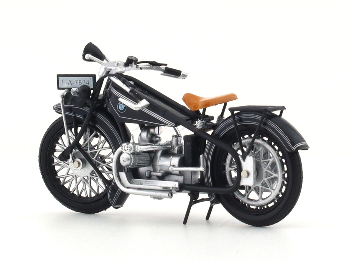 1923 BMW R32 1:24 diecast scale model bike collectible | Scale Arts India