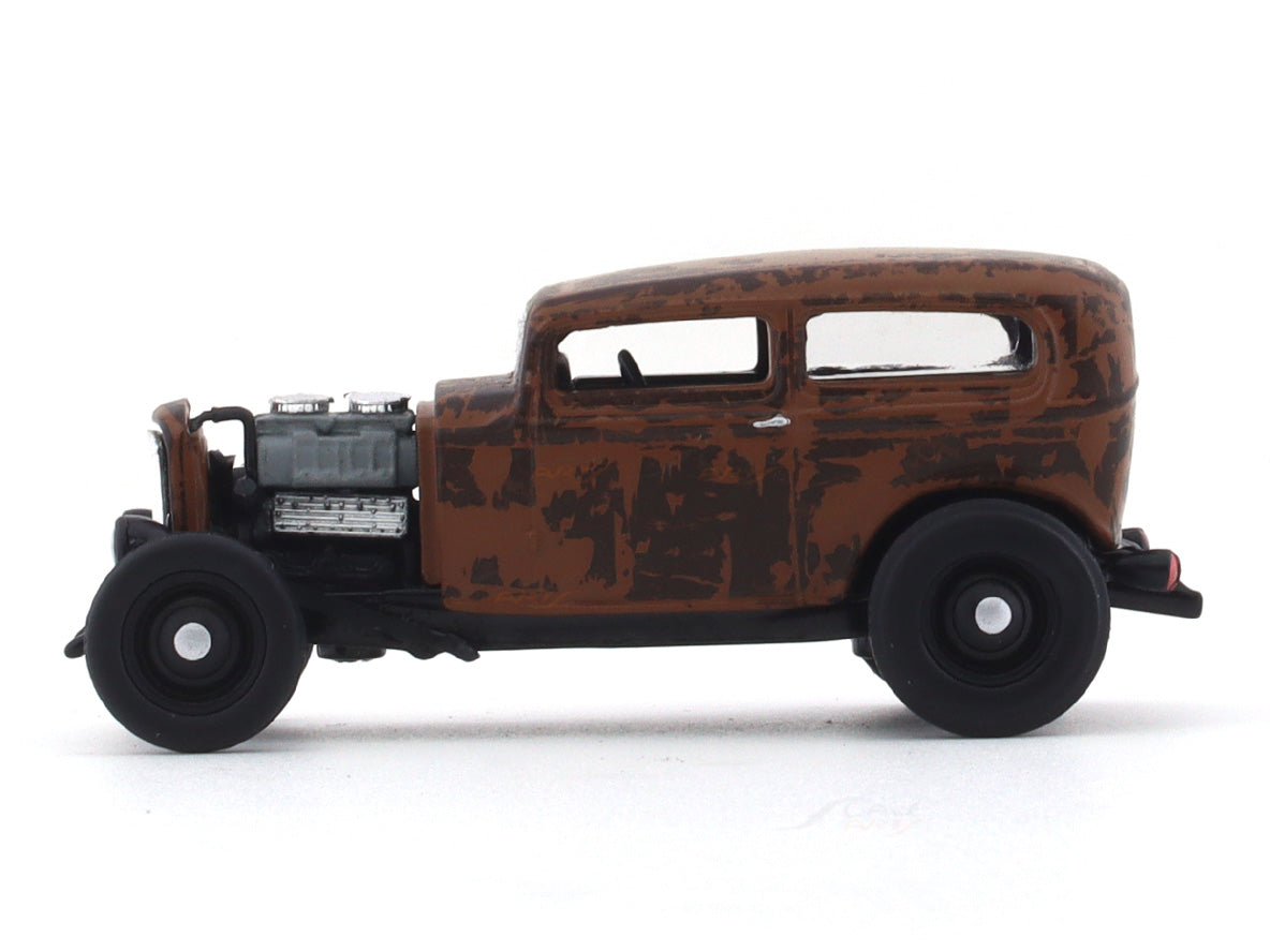 1932 Ford Tudor Sedan Rusty 1:64 M2 Machines diecast scale car collectible | Scale Arts India
