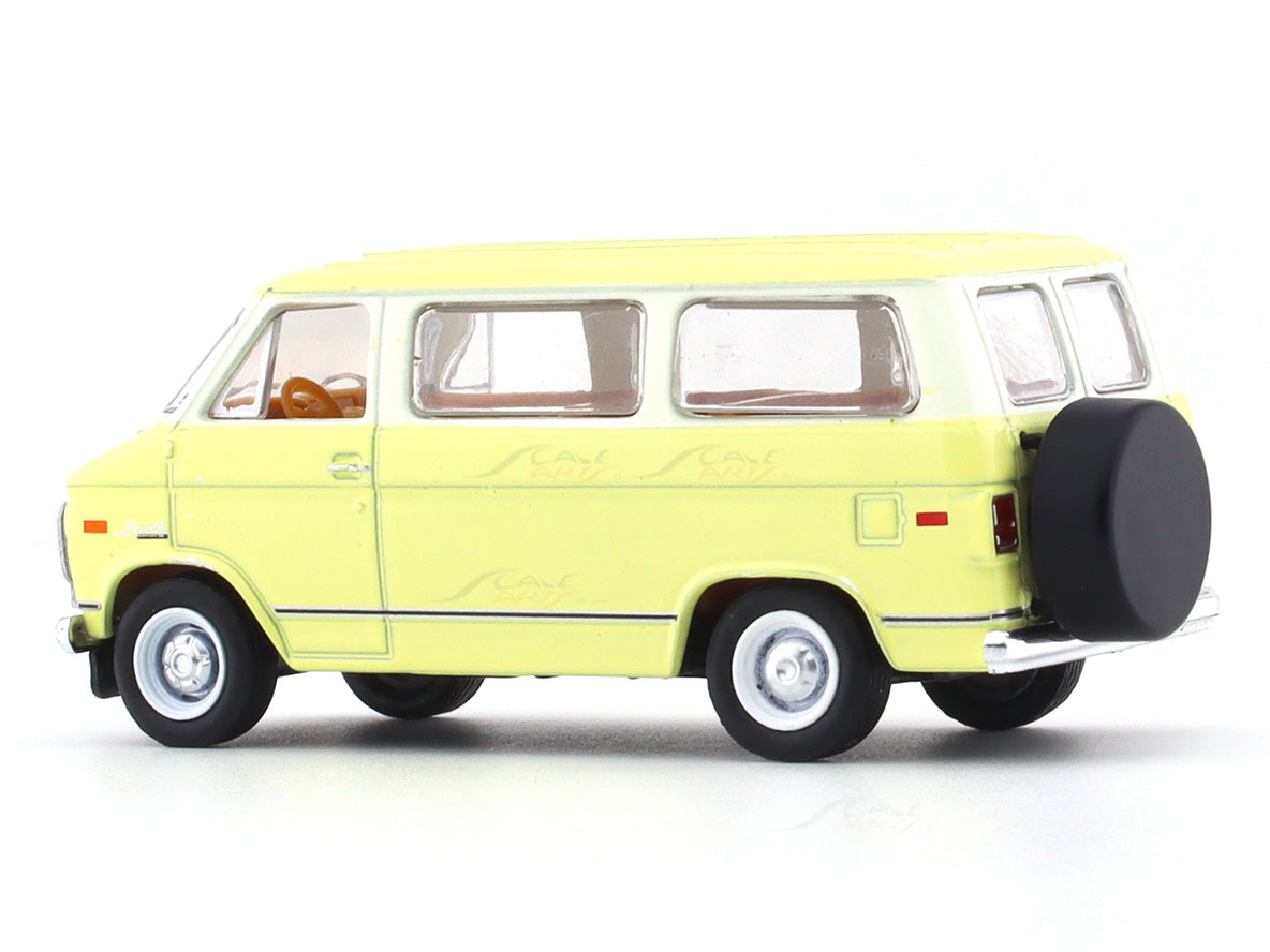 1971 Chevrolet Van Beauville 10 yellow 1:64 M2 Machines diecast scale ...
