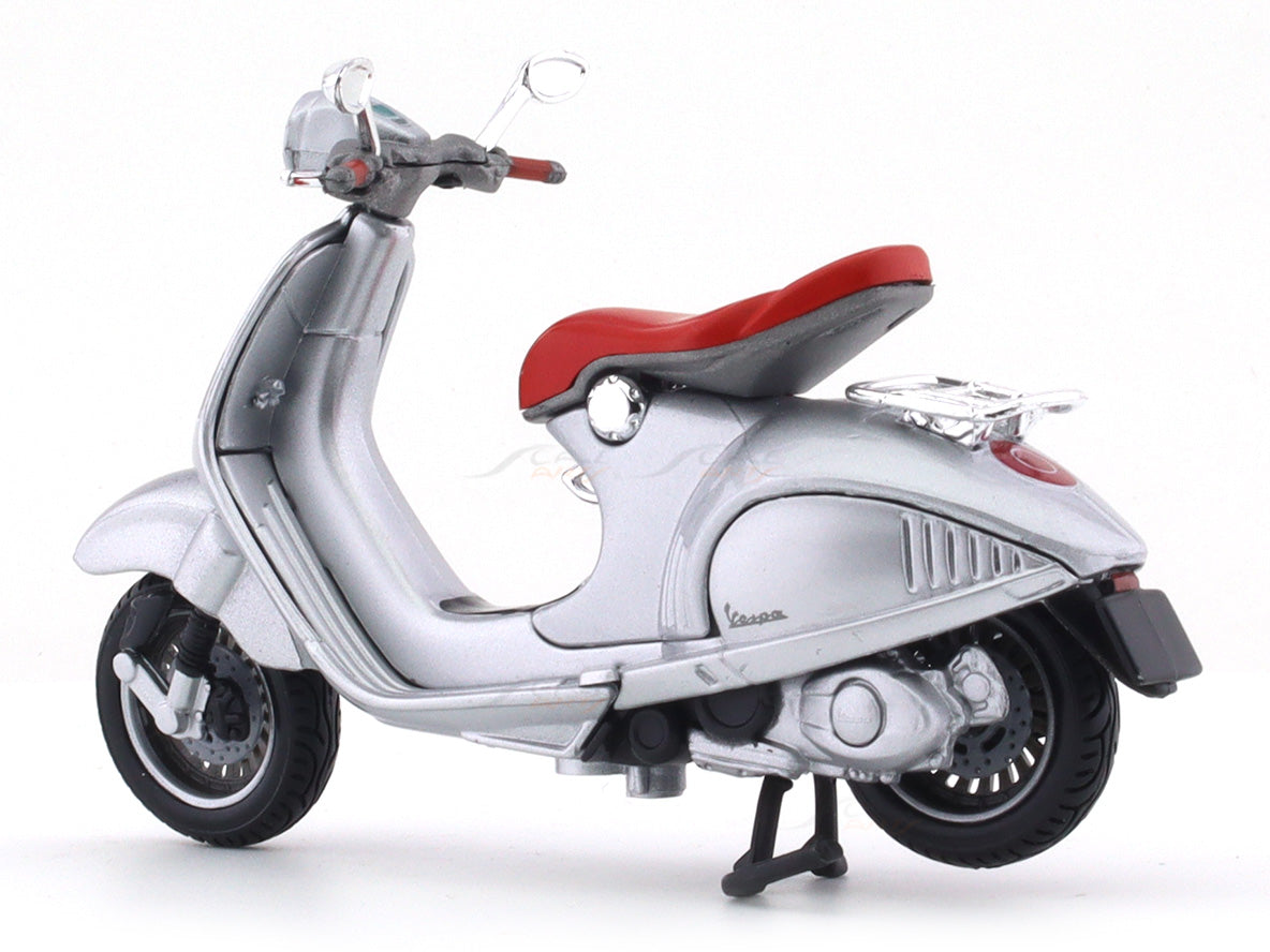 2014 Vespa 946 Bellissima 1:18 diecast scale model scooter bike ...