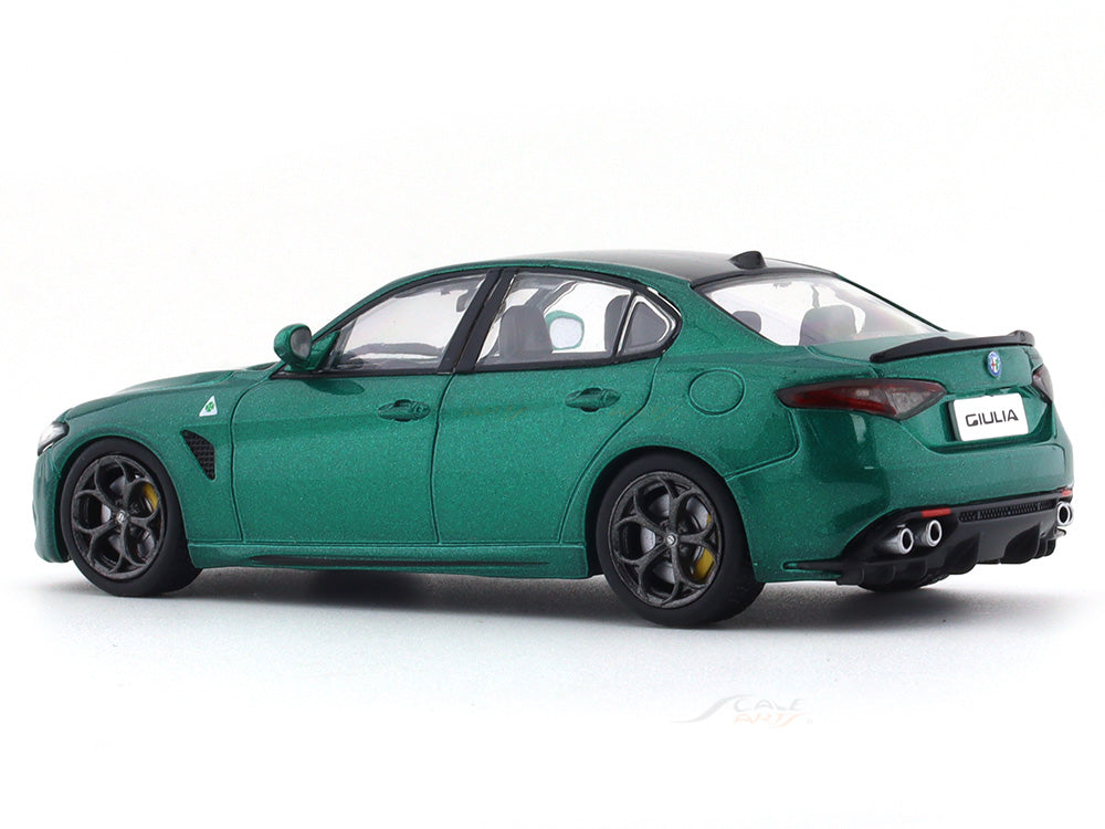 2016 Alfa Romeo Giulia Quadrifoglio 1:43 Solido diecast Scale Model ...