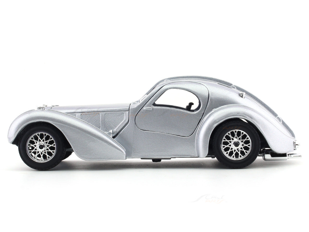 Bugatti Atlantic 1:24 Bburago licensed diecast Scale Model car | Scale ...