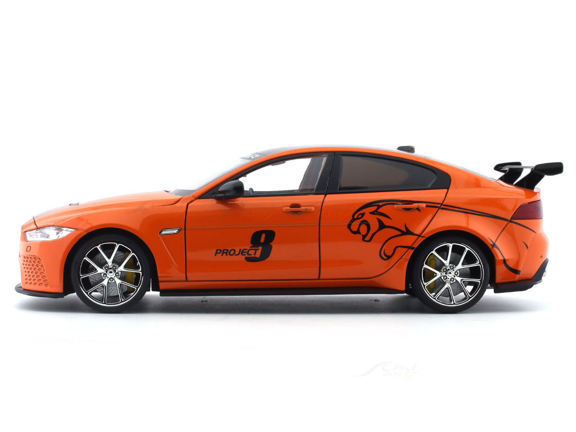 Jaguar XE SV Project 8 orange 1:18 QY Toys diecast scale model car ...