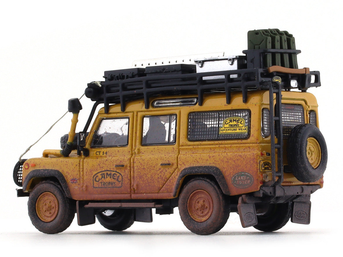 Land Rover Defender 110 Camel Trophy dirty 1:64 Master diecast scale ...