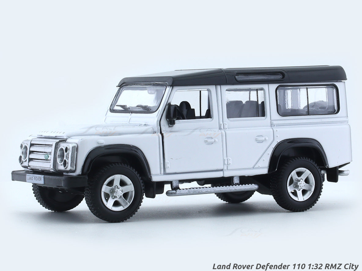 Land Rover Defender 110 white 1:33-42 RMZ City pullback diecast scale ...