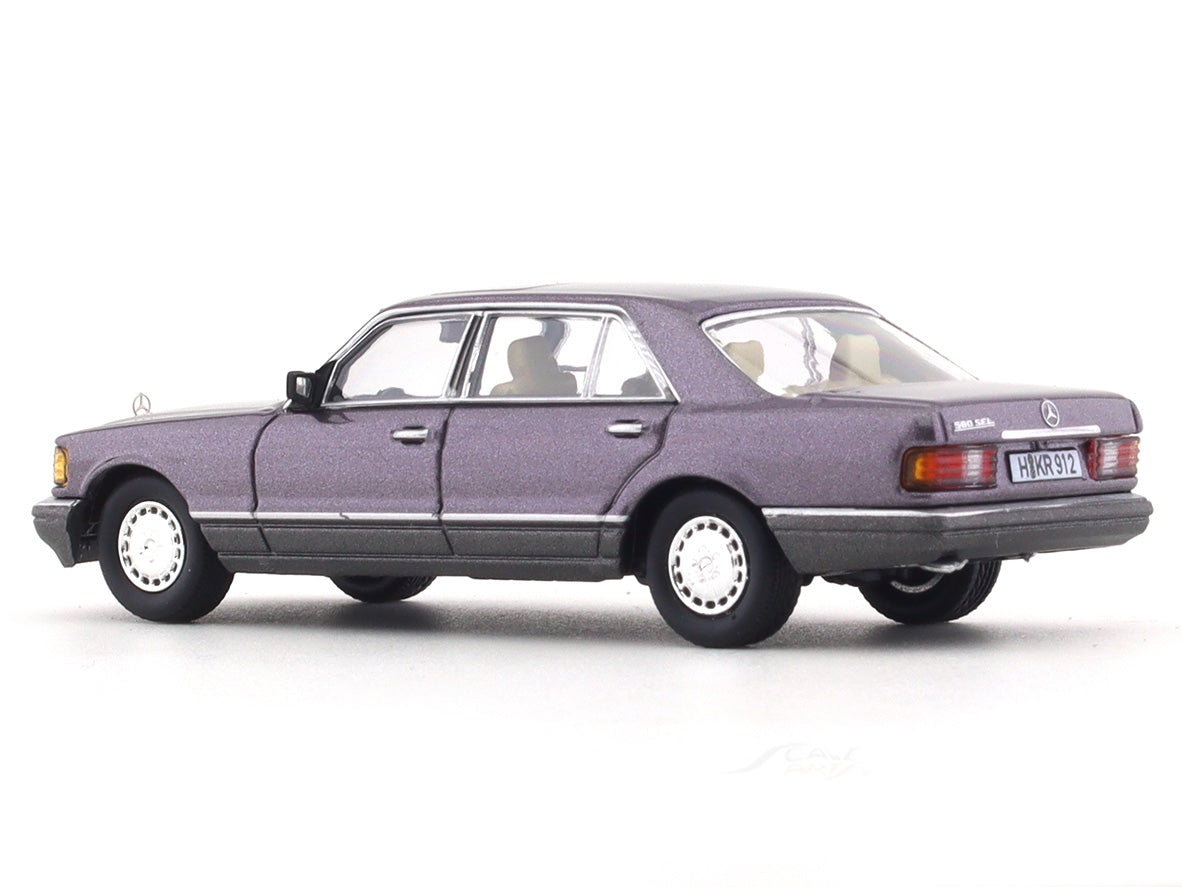 Mercedes-Benz 560 SEL W126 grey 1:64 Master diecast scale model ...