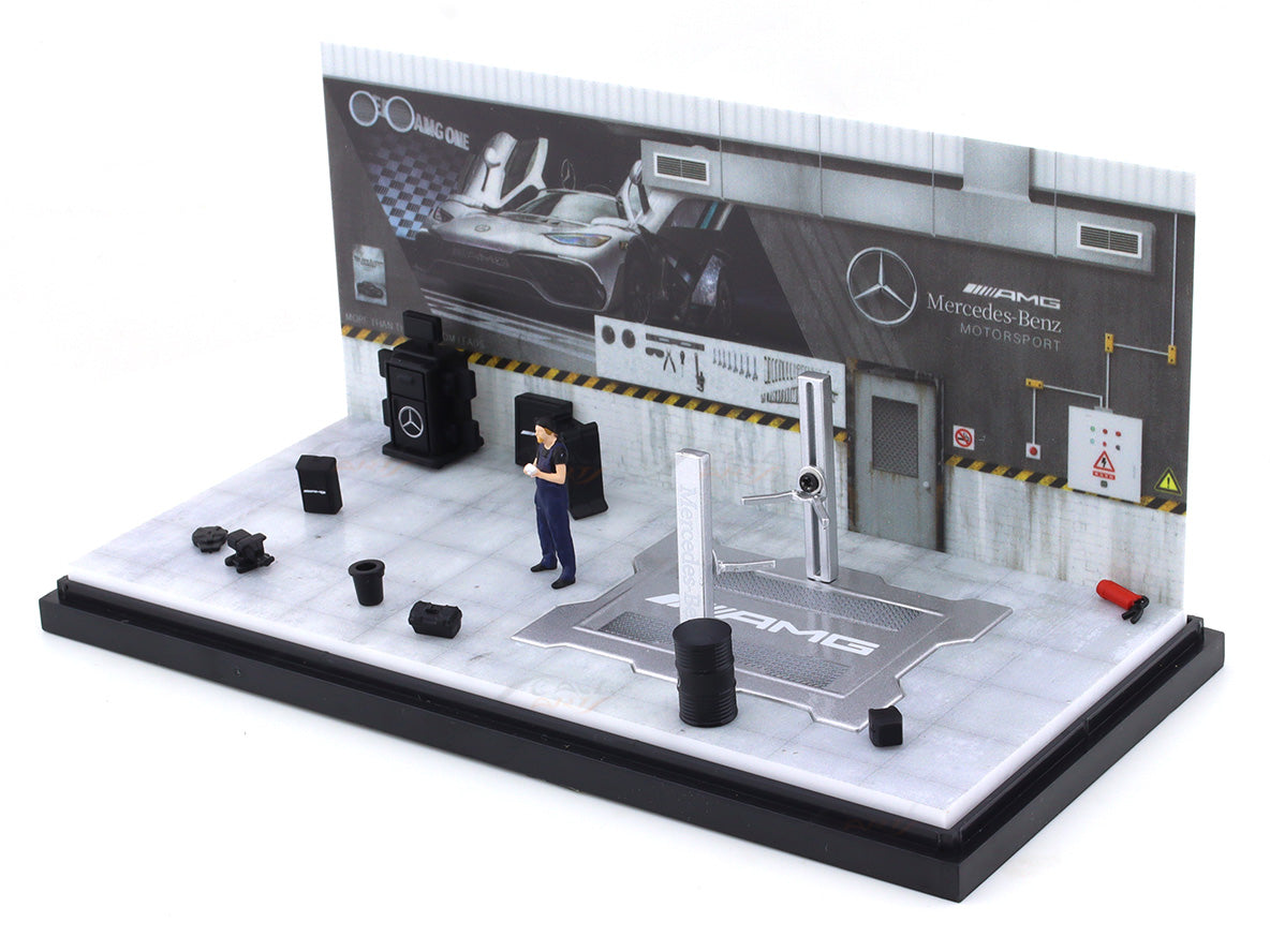 Mercedes Garage Diorama set 1:64 More Art scale model diorama | Scale ...