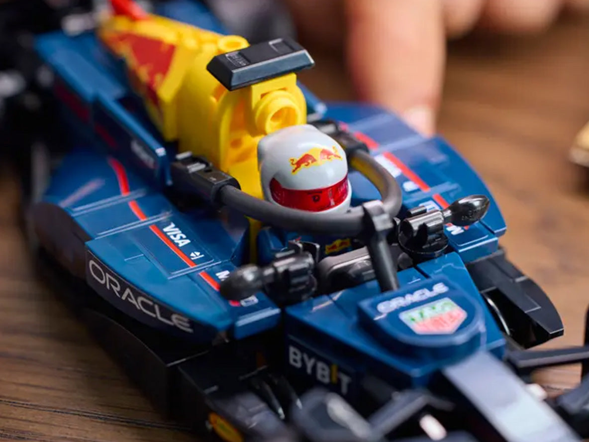 Oracle Red Bull Racing RB20 F1 Race Car : LEGO set | Scale Arts India