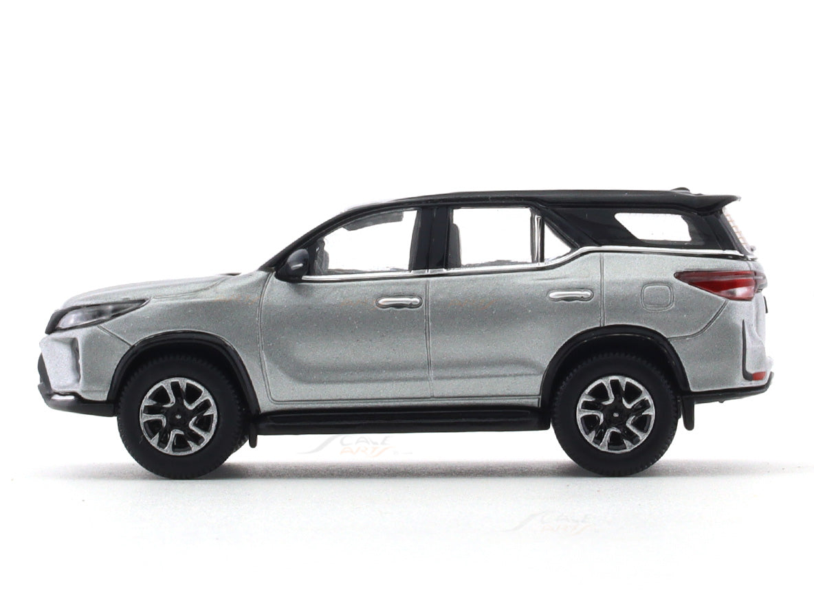 Toyota Fortuner Legender Silver 1:64 Para64 licensed diecast scale ...