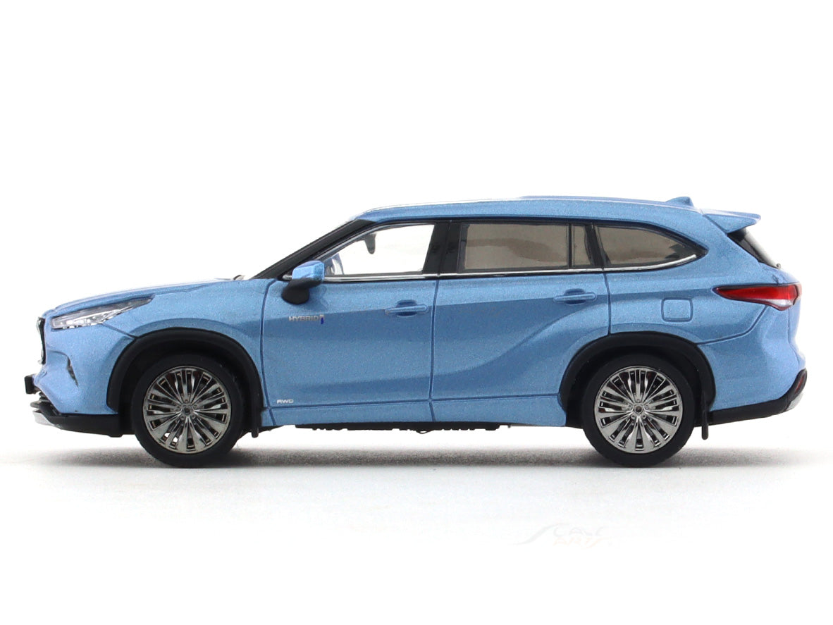 Toyota Highlander Hybrid light blue 1:64 LCD diecast scale model ...
