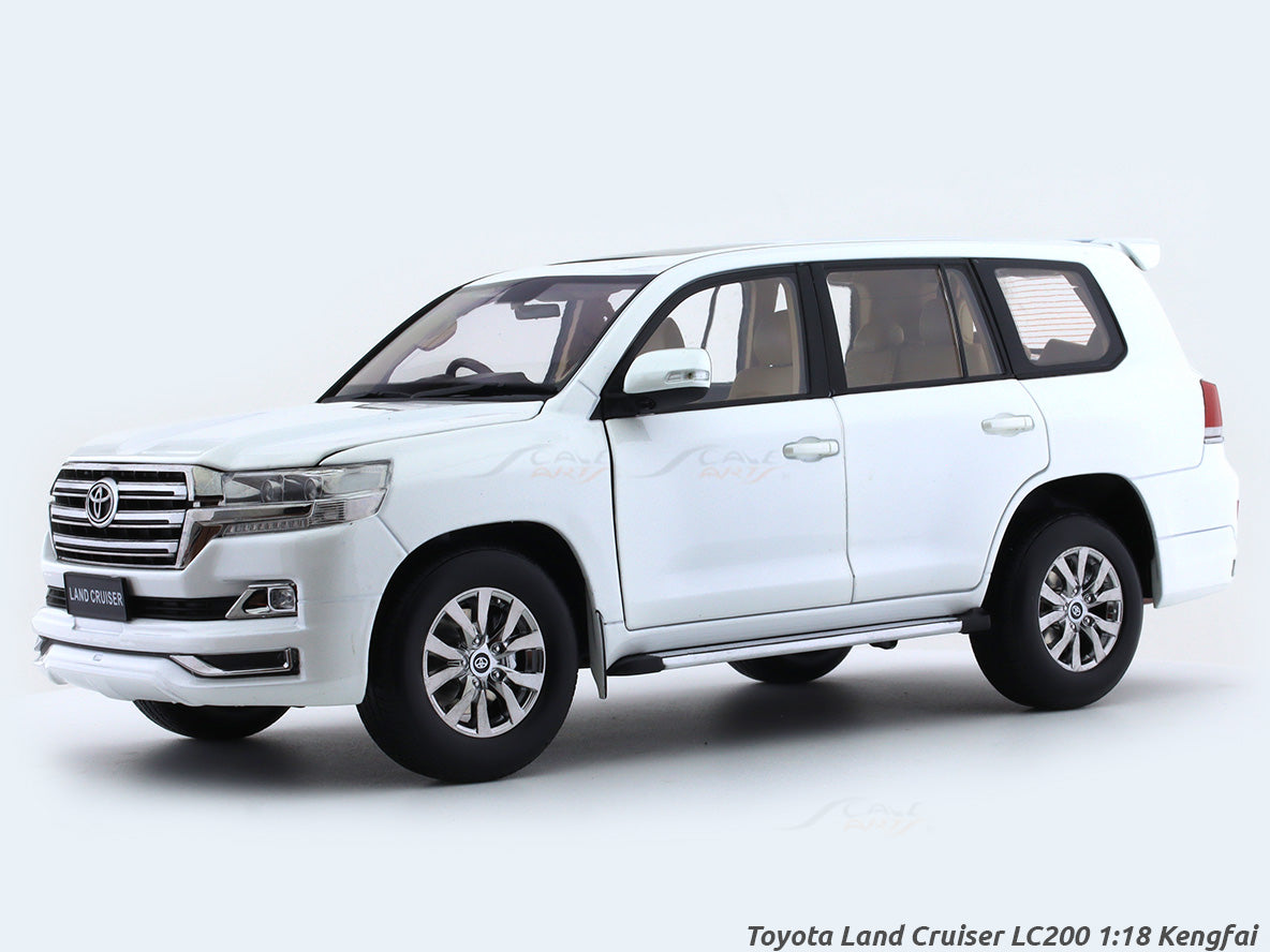 Toyota Land Cruiser LC200 white 1:18 Kengfai diecast Scale Model van ...