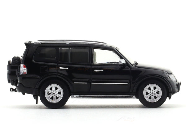 Mitsubishi Pajero V97 black 1:64 Shadow Pro diecast scale model car miniature collectible ...