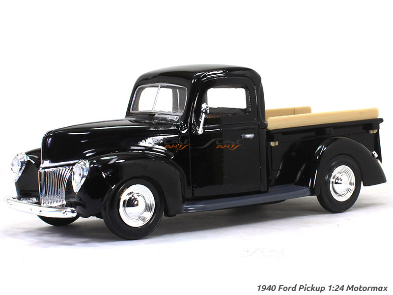 1940 Ford Pickup 1:24 Motormax diecast scale model car | Scale Arts India