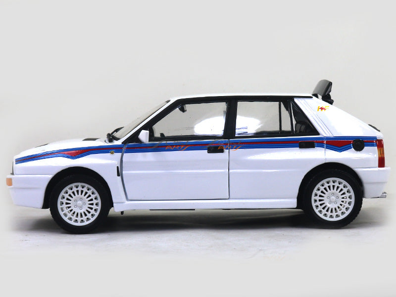 Lancia Delta HF Integrale EVO 2 1:24 Bburago diecast Scale Model car ...