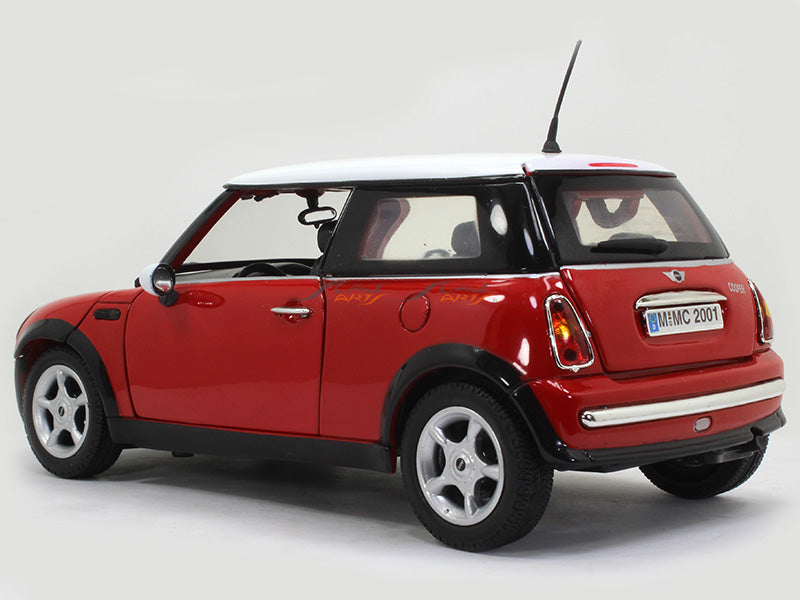 Mini Cooper 1:18 Motormax diecast scale model car | Scale Arts India